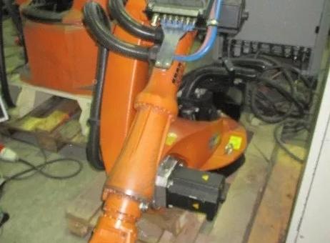 Робот Конзолни робот KUKA KR16 KS KRC2ed05