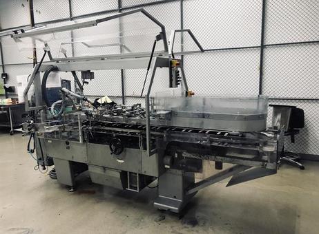 CAM model AV06 poluautomatski vertikalni lepak kartonirka