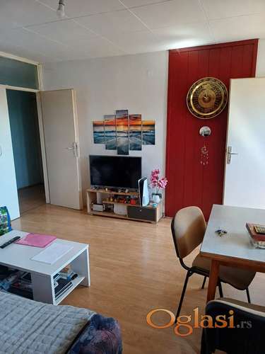Dvoiposoban stan na Sodari
