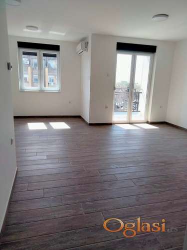 BMT Lux Nova Zgrada kod Maxija i Pijace Luksuzan Cetvorosoban stan 71kvadrat