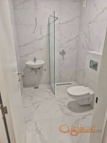 Prodajem nov stan 42m2 u Novom Sadu