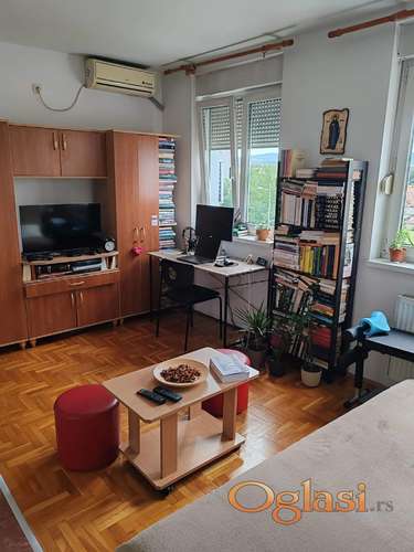 na prodaju
