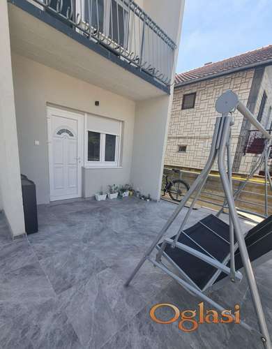 Hitna prodaja stana u centru Veternika - vlasnik