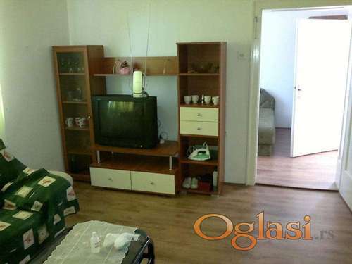 Komforan stan za renoviranje u blizini pijace 92m2