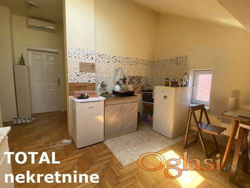 STAN - NOVI SAD - CENTAR - 30m2 - 77250 evra