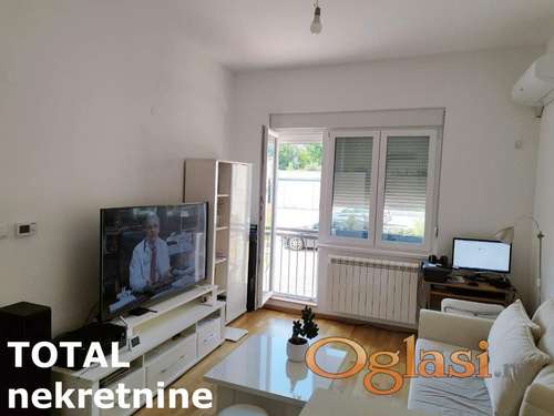 STAN - PETROVARADIN - PETROVARADIN - 71m2 - 163200 evra
