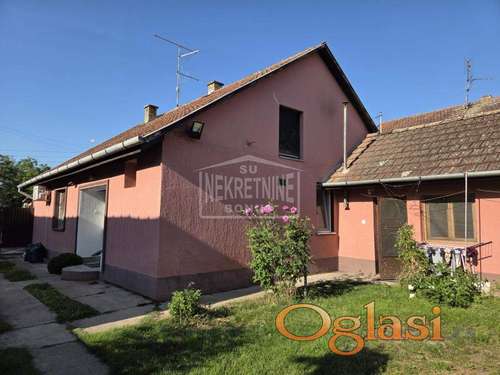 Subotica-Bajmok-renovirana kuća od cigle blizu centra ID#2161