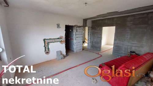 KUĆA - SREMSKI KARLOVCI - SREMSKI KARLOVCI - 360m2 - 339900 evra