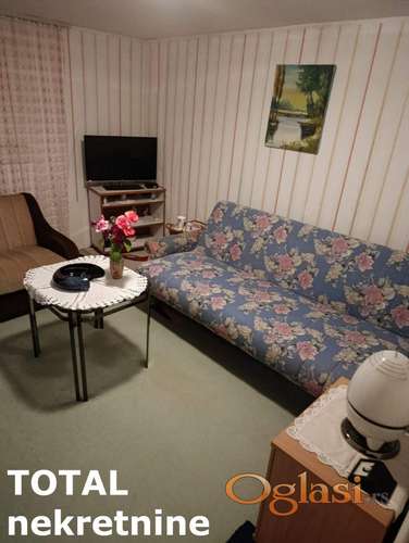 KUĆA - BANSTOL - BANSTOL - 54m2 - 110000 evra