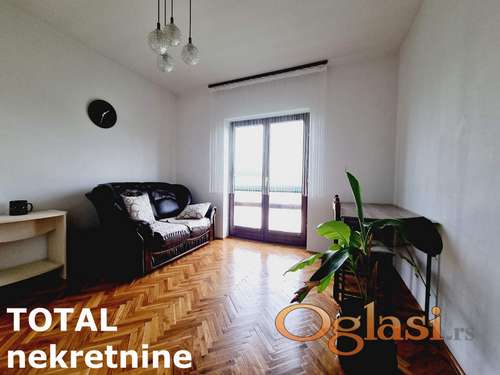 KUĆA - PETROVARADIN - MISELUK - 963m2 - 1030000 evra