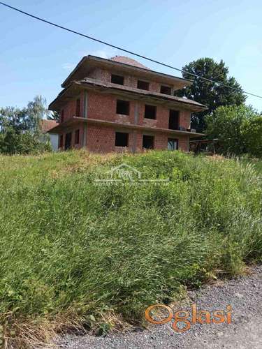 Lipovica, 607m2, 20 ari placa, uknjižena ID#1628