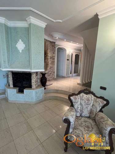 SREMSKI KARLOVCI - DUDARA - 360.00 m2