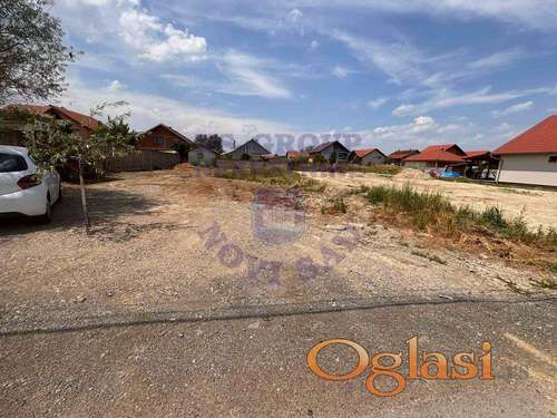 Na prodaju plac površine 595m2