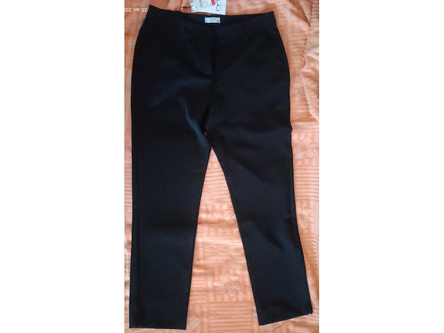 Pantalone ženske crne-nove