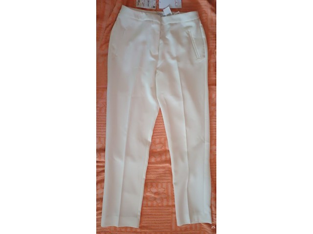 Pantalone ženske bele-nove