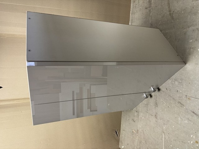 Viseci belo sjaj 76x58x30,3