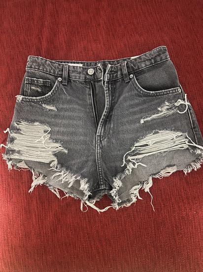 Zara sorts