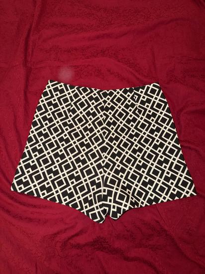 Zara High-waisted šorts