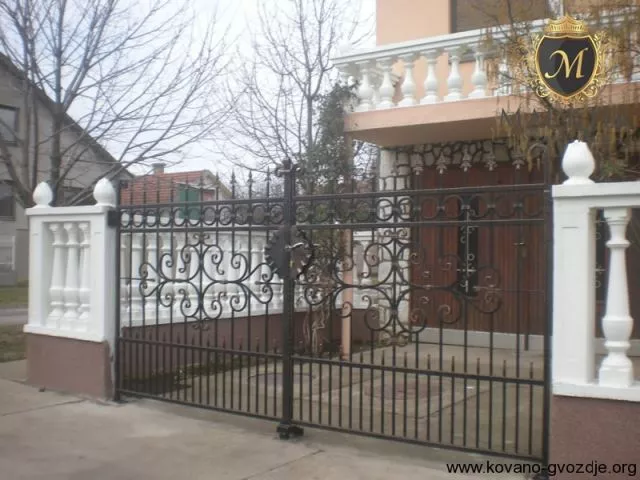 KOVANE KAPIJE - MODEL 172