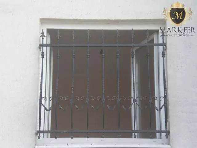 KOVANE ZAŠTITNE REŠETKE ZA PROZOR - MODEL 30
