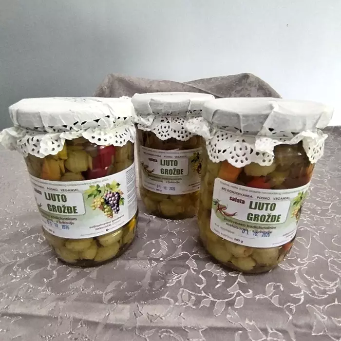 Ljuto grožđe 580ml