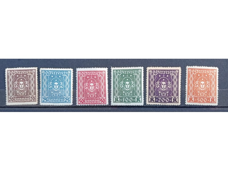 1922. Austrija lot čistih iz serije