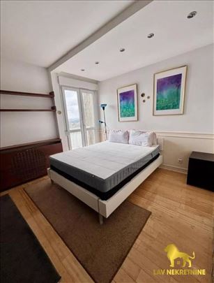 Novi Sad, Kej, Stan, 3, 67,00m2