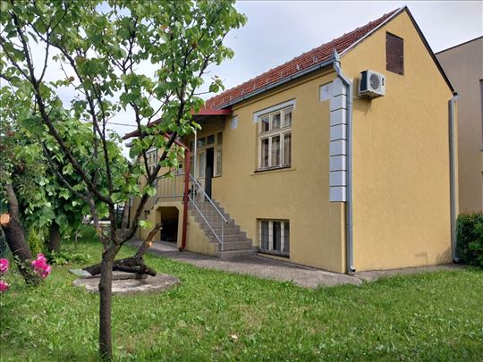 Stara kolonija-plac 2.3ari kuca 110m2