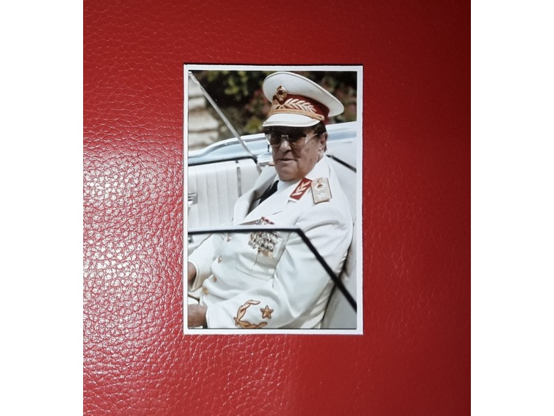 Magnet za frižider – motiv Josipa Broza Tita oko 7 x 5