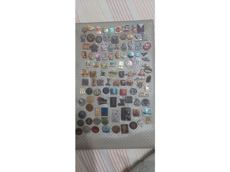 SPOMENICI REVOLUCIJE NOB(103 znacke)