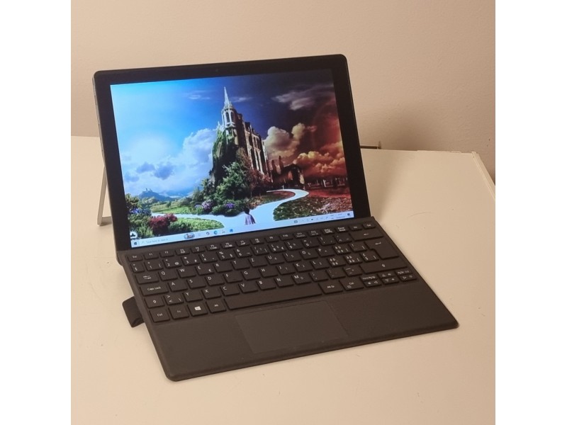Acer Switch Alpha 12_12" QHD_i3-6006U_4GB_SSD 128GB