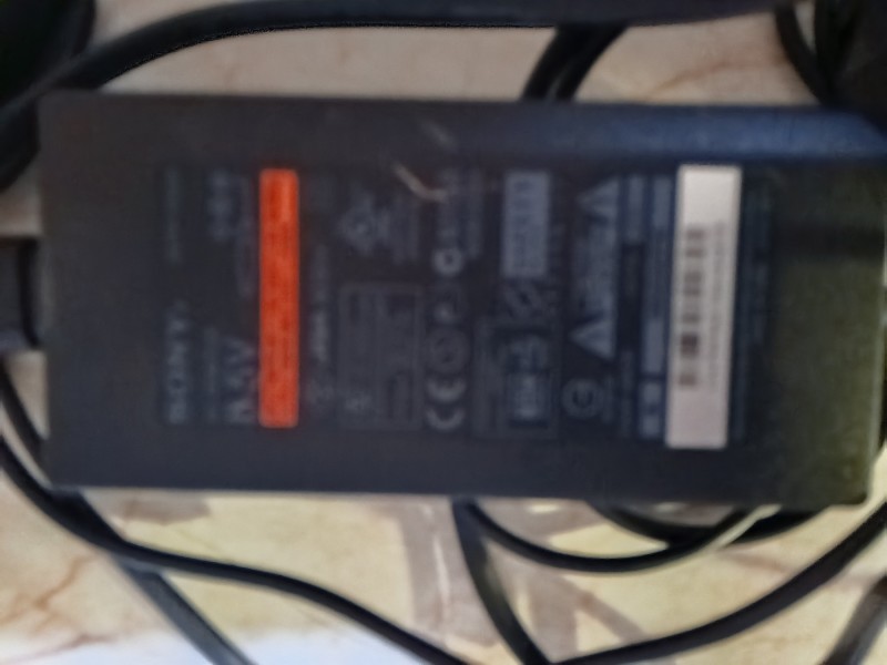 Sony 8.5v5.65a SCPH 70100
