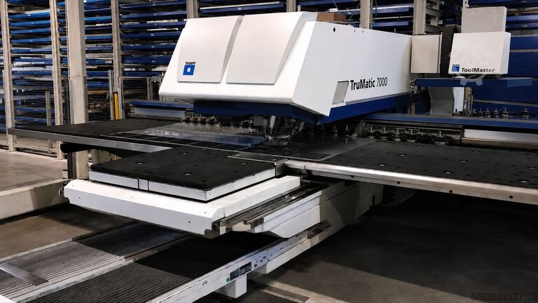 Mašina za lasersko probijanje
Trumpf Trumatic 7000-1600 K02