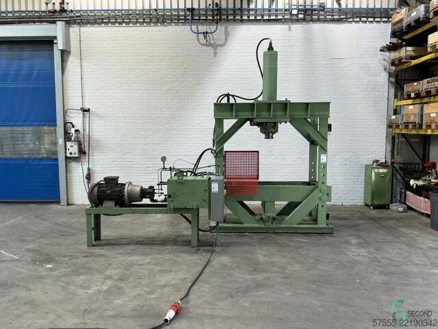 Hidraulična presa Linde HPR 200t D=1900mm 2009.
Linde