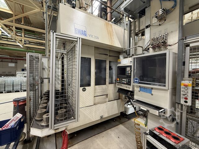 Vertikalni strug
EMAG VTC 250