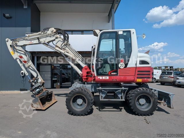 Točkaš bager
TAKEUCHI TB 295 W / POWERTILT OQ45 / 2 Löffel