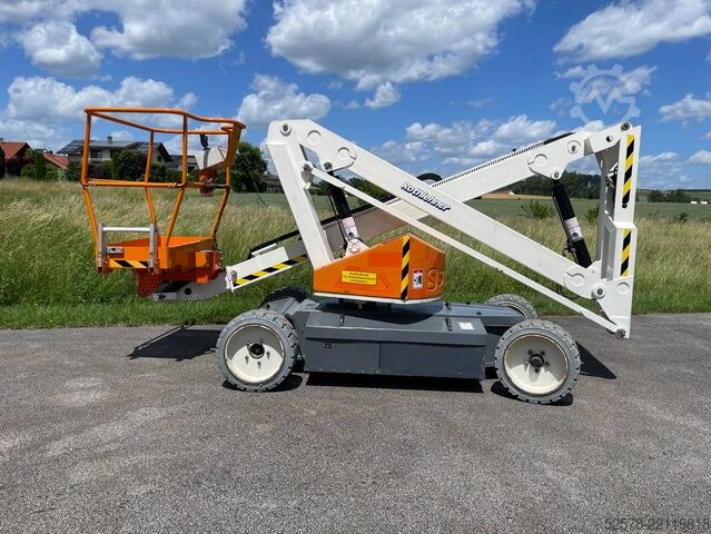 Artikulisan teleskopski bum lift
Snorkel AB 38