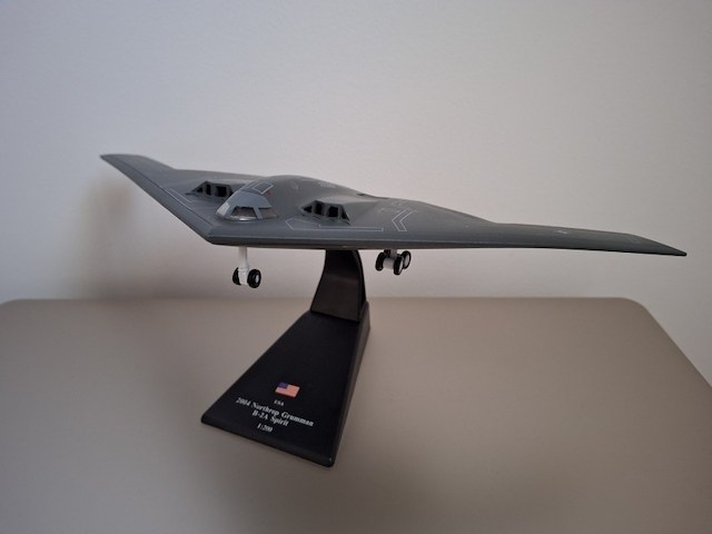 Amercom Borbeni Avioni Northrop Grumman B-2A Spirit