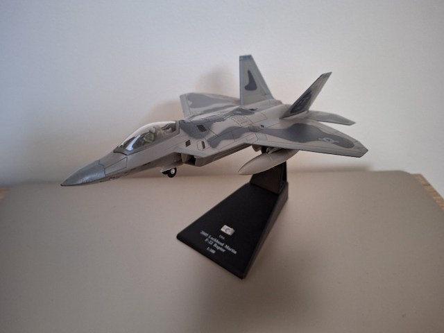 Amercom Borbeni avioni F-22 Raptor