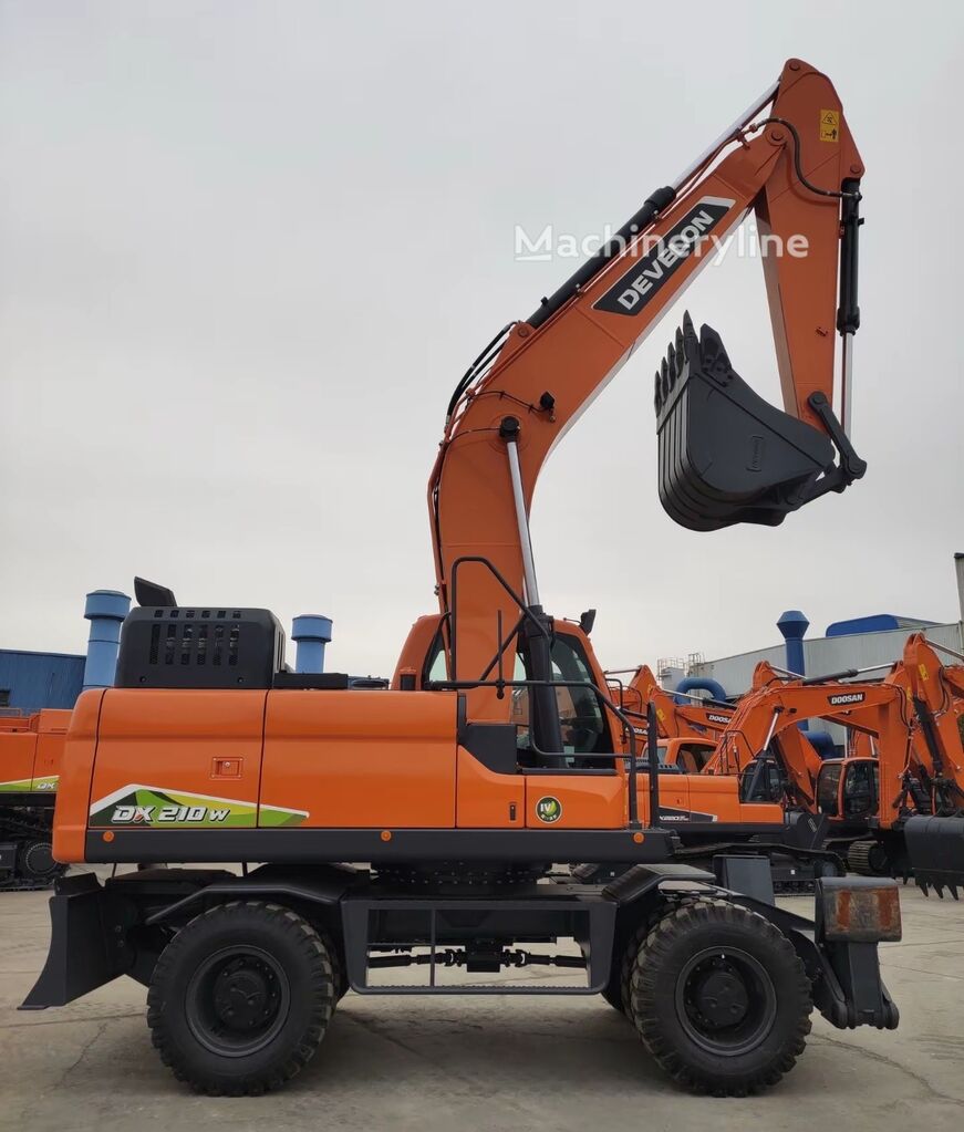 Novi Develon DX210W-7B bager točkaš