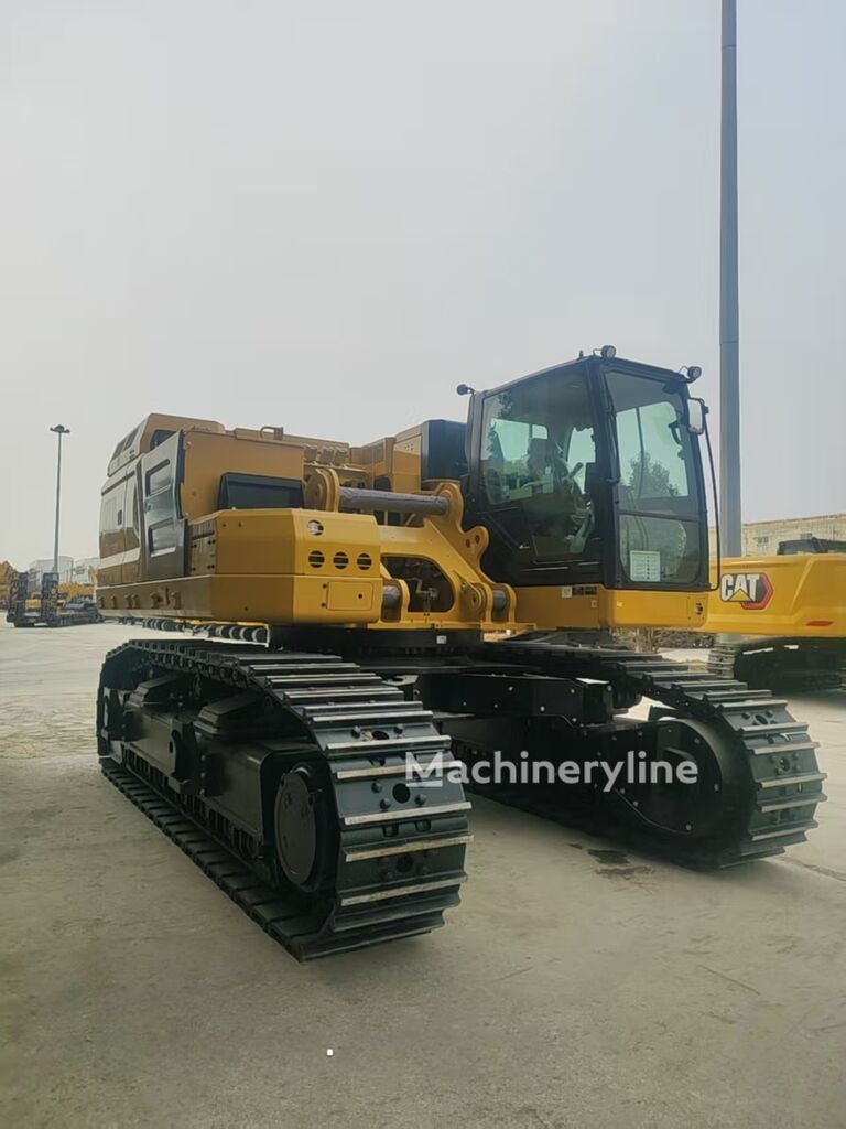 Novi Caterpillar 374 bager guseničar