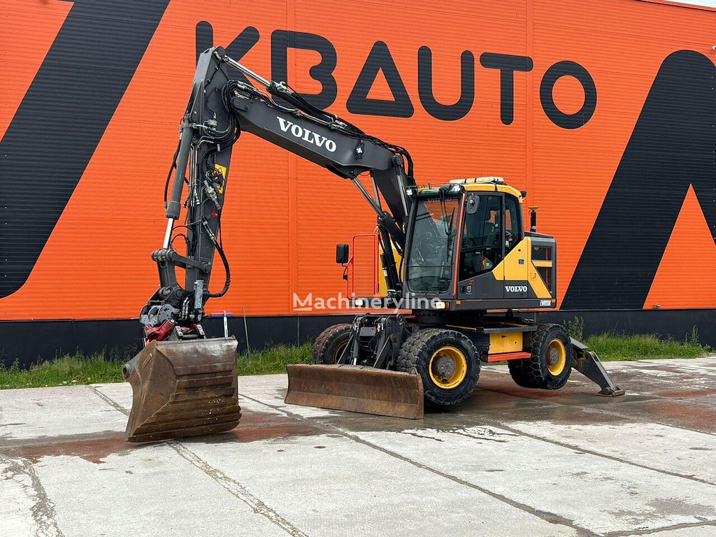 Volvo EWR 150 E 3D / TILTROTATOR / AC / CENTRAL LUBRICATION bager točkaš