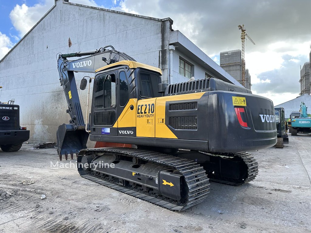 Volvo EC210B bager guseničar