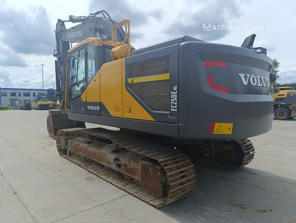 Volvo EC 250 ENL bager guseničar