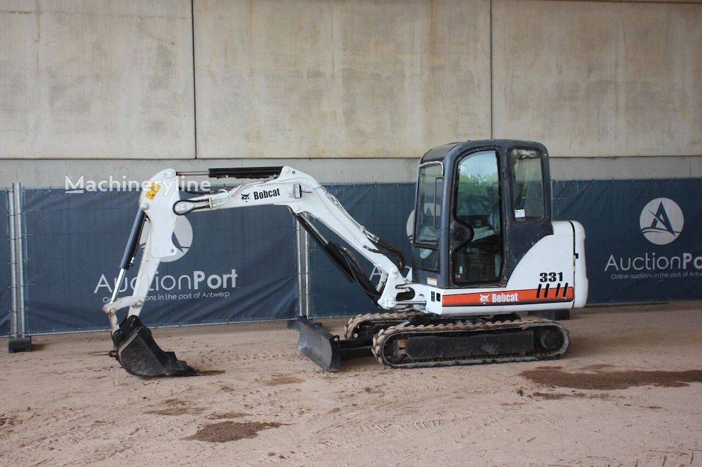 Prodaje se Bobcat 331G bager guseničar na aukciji