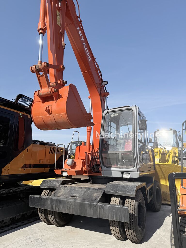 Hitachi EX100WD bager točkaš