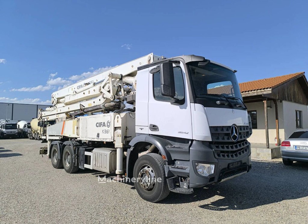 Cifa K36 STEELTECH na šasiji Mercedes-Benz AROCS 2642 pumpa za beton