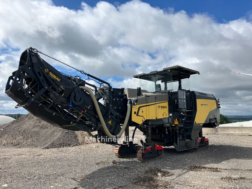 BOMAG BM 2000/65 STAGEV glodalica za asfalt
