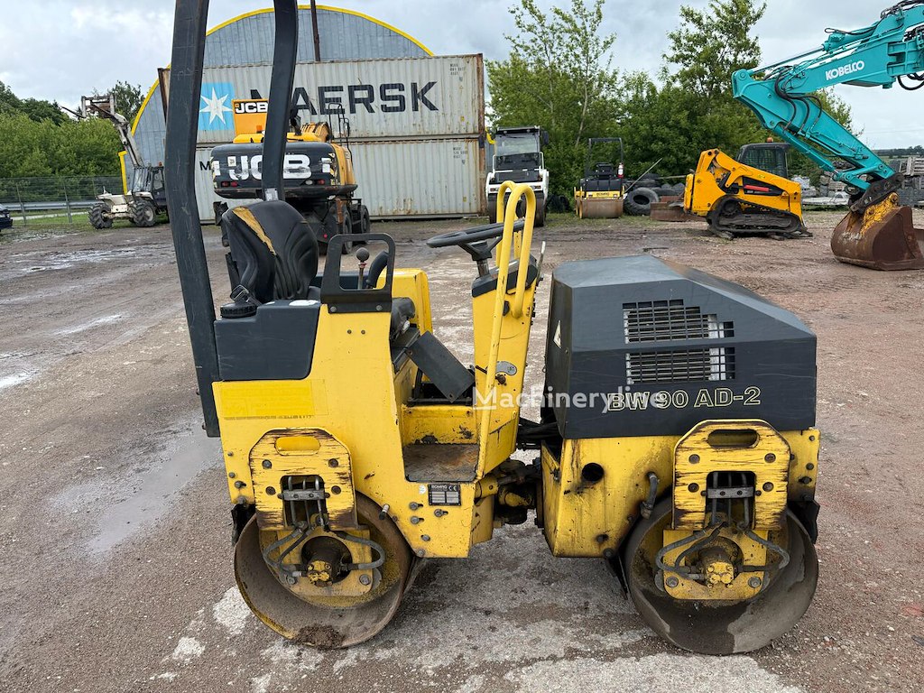 BOMAG BW90 AD-2 mali valjak