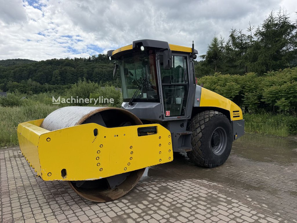 Atlas Copco DYNAPAC CA3500D kompaktor s jednim valjkom